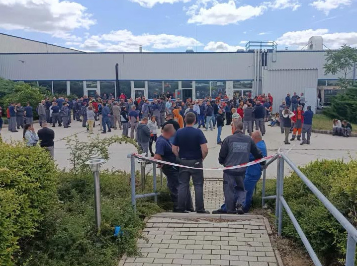 Nem hatott a figyelmeztetés, megvan az újabb sztrájkok időpontja a ...